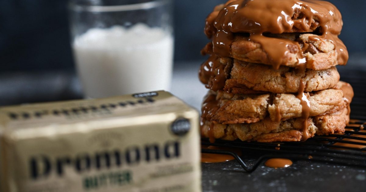 Biscoff Stuffed Cookie Recipe | Dale Farm